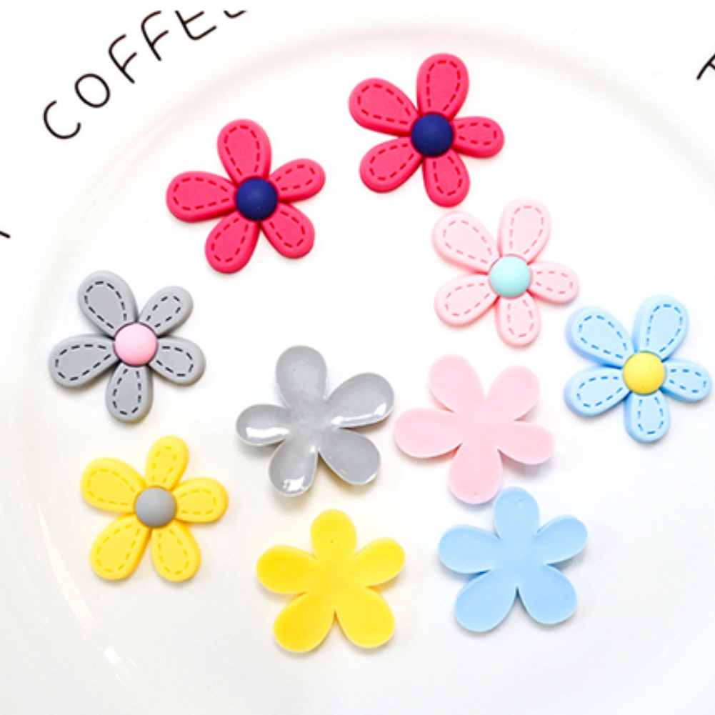 18pz Carini Sandali Intasatori Ciondolo Scarpe Moda Forma Fiore Accessori Divertenti